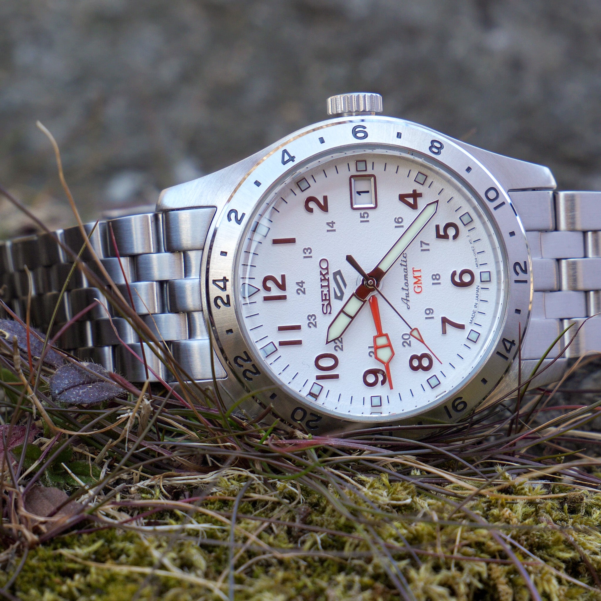 Affordable Rolex Explorer 2 Polar Dial Alternative from Seiko, but it ...