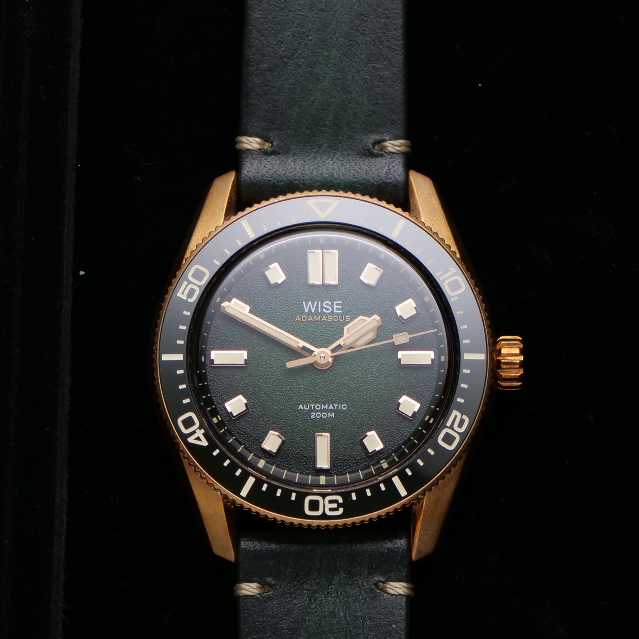 Wise Adamascus AD8 Bronze Limited – Just the Watch